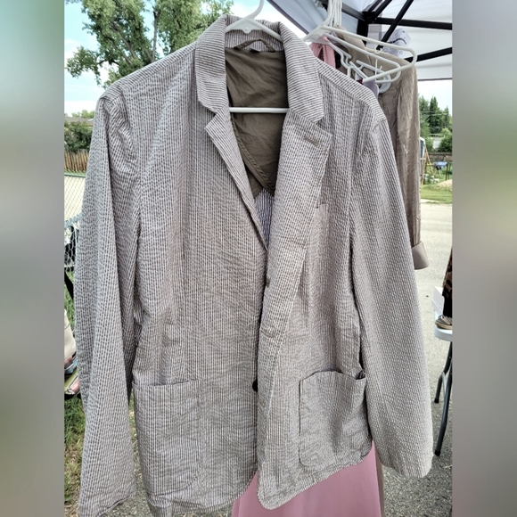 Goodfellow & Co | Suits & Blazers | Mens Dress Blazer Tan White ...